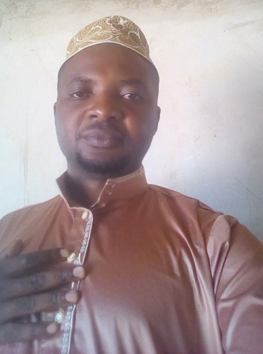 Kha! Shehe Yamkuta, Picha Zake na Mchepuko Bofya Hapa!