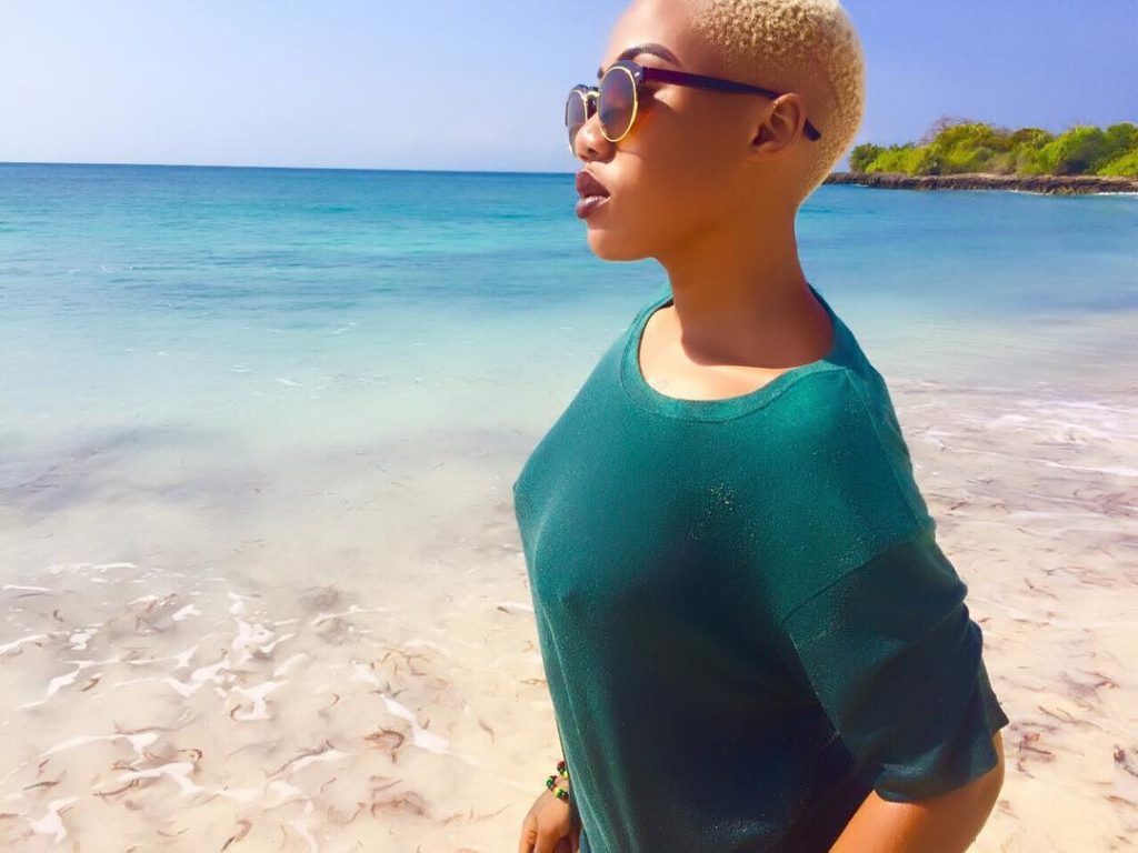 PICHA ZA UTUPU: AMBER LULU MIKONONI MWA BASATA - Global Publishers