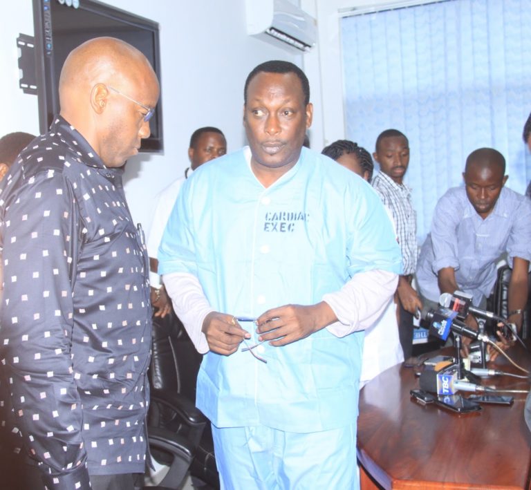 Mbowe Apata Pigo, Aanguka Ghafla, Akimbizwa Muhimbili - CarryMastory ...