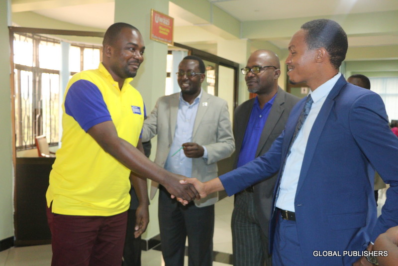 RC Ally Hapi Atembelea Ofisi za Global Group – Pichaz – Global Publishers