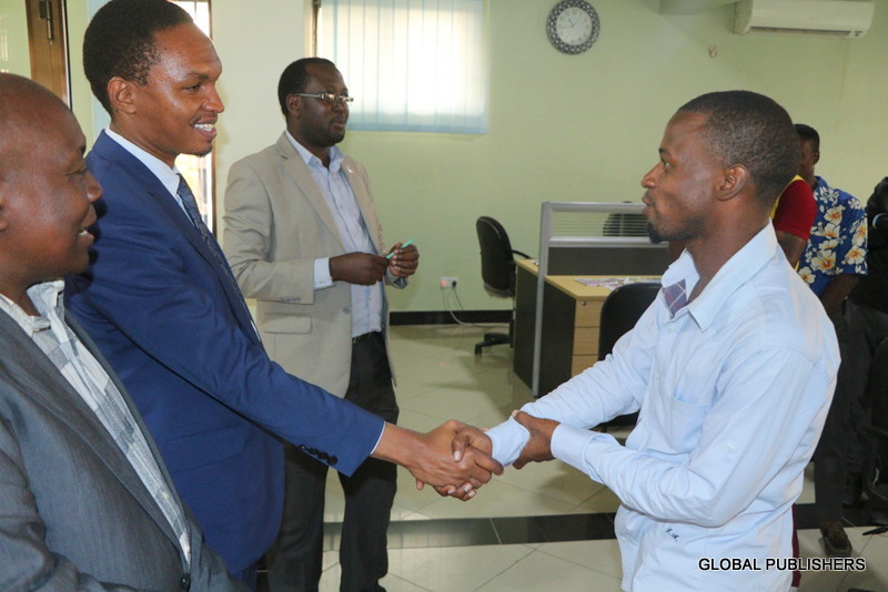 RC Ally Hapi Atembelea Ofisi za Global Group – Pichaz – Global Publishers