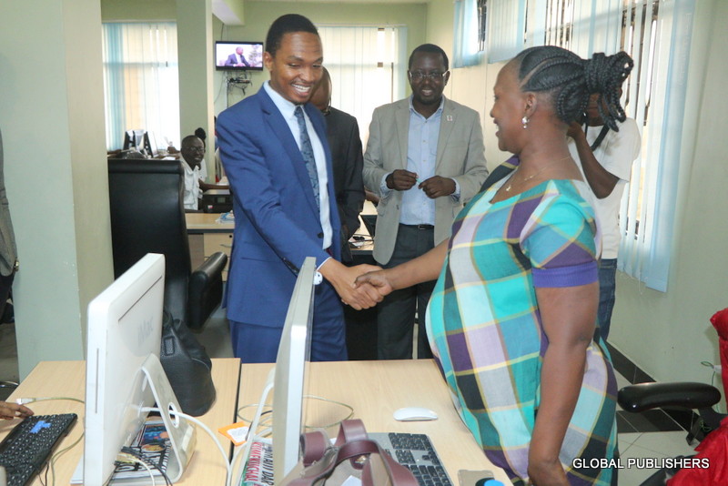 RC Ally Hapi Atembelea Ofisi za Global Group – Pichaz – Global Publishers