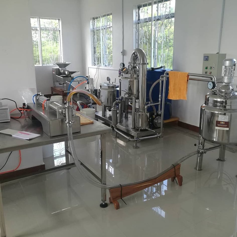 SHUHUDIA MTAMBO WA KISASA WA ASALI - Global Publishers