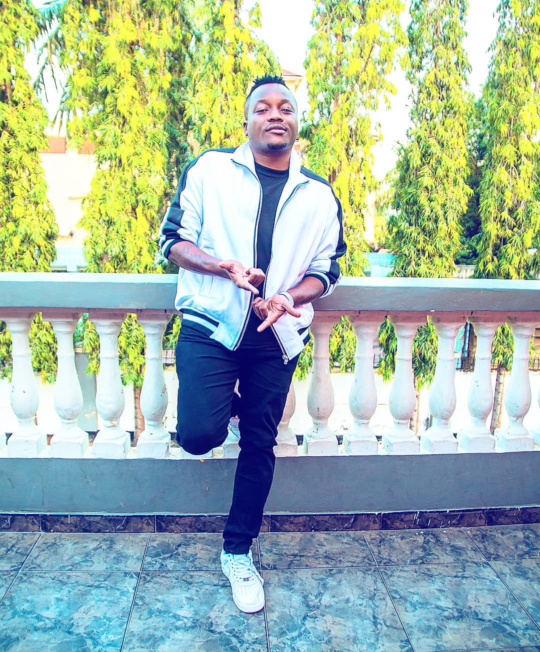 QUEEN DARLEEN, FIRST LADY WA WCB ASHIKWA MKONO NA DULLY SYKES - Global ...