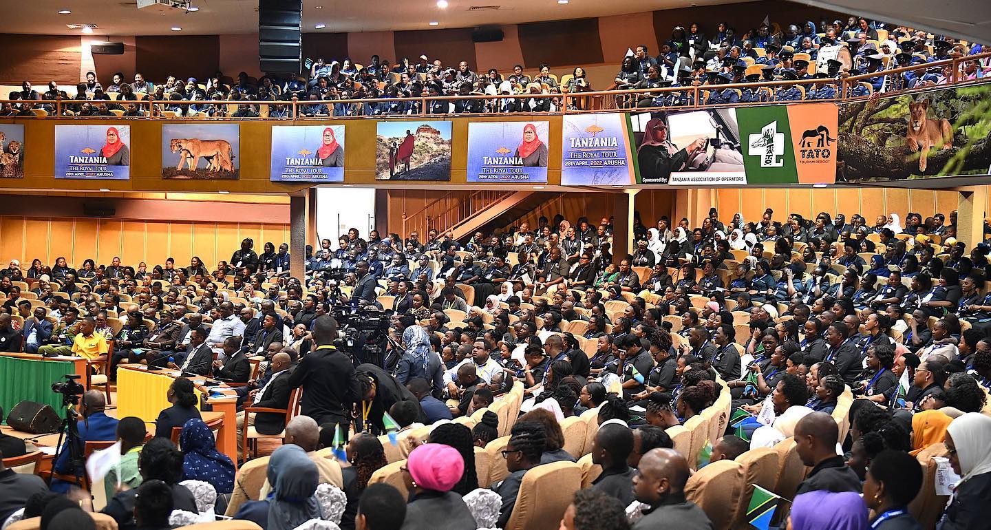 Rais Samia Afungua Mkutano Mkuu Wa 10 Chama Cha Taaluma Ya Menejimenti ...