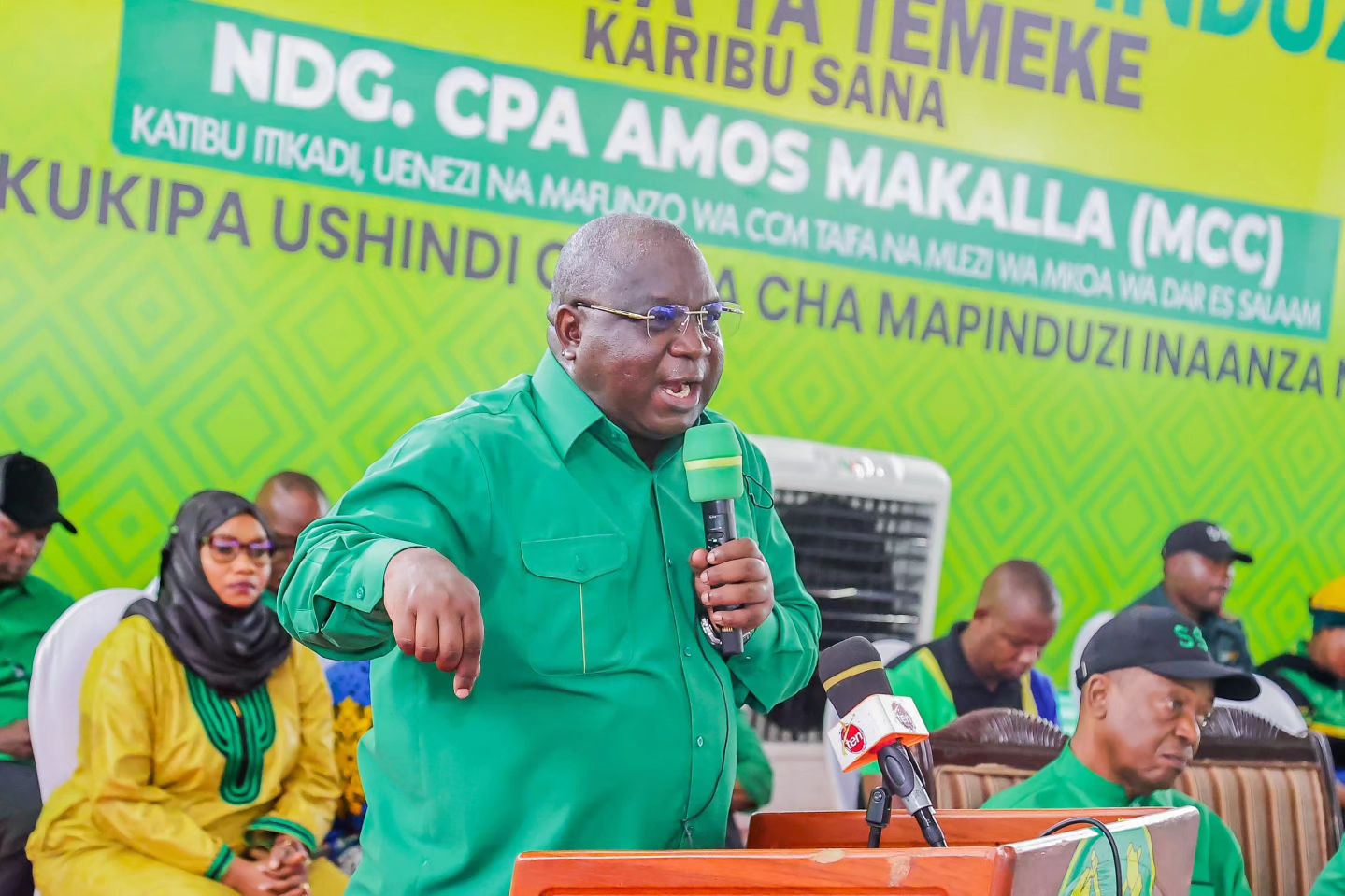 Amos Makalla: Chadema Wanavurugana Hawajajipa - Video - Global Publishers