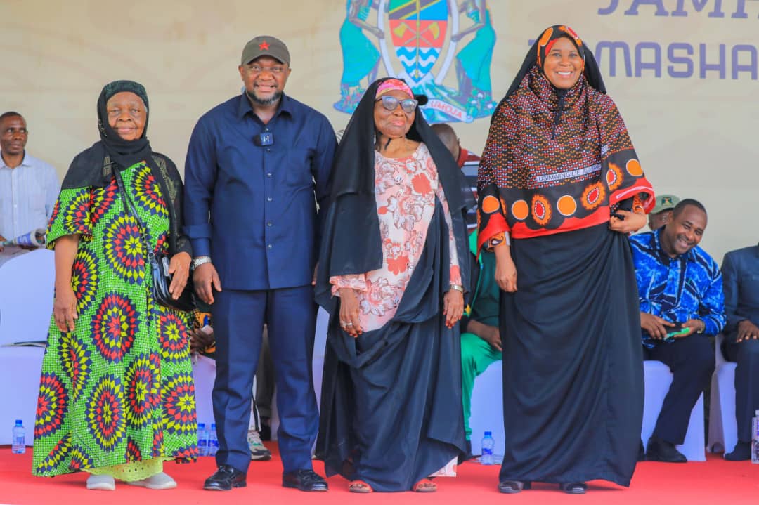 Mongela: Tamasha la Bibi Titi Linafanya Kazi Nzuri ya Kuenzi Kazi za ...