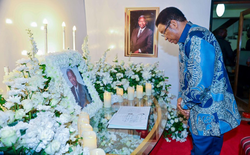 Majaliwa Ahani Msiba Wa Cleopa David Msuya - Global Publishers
