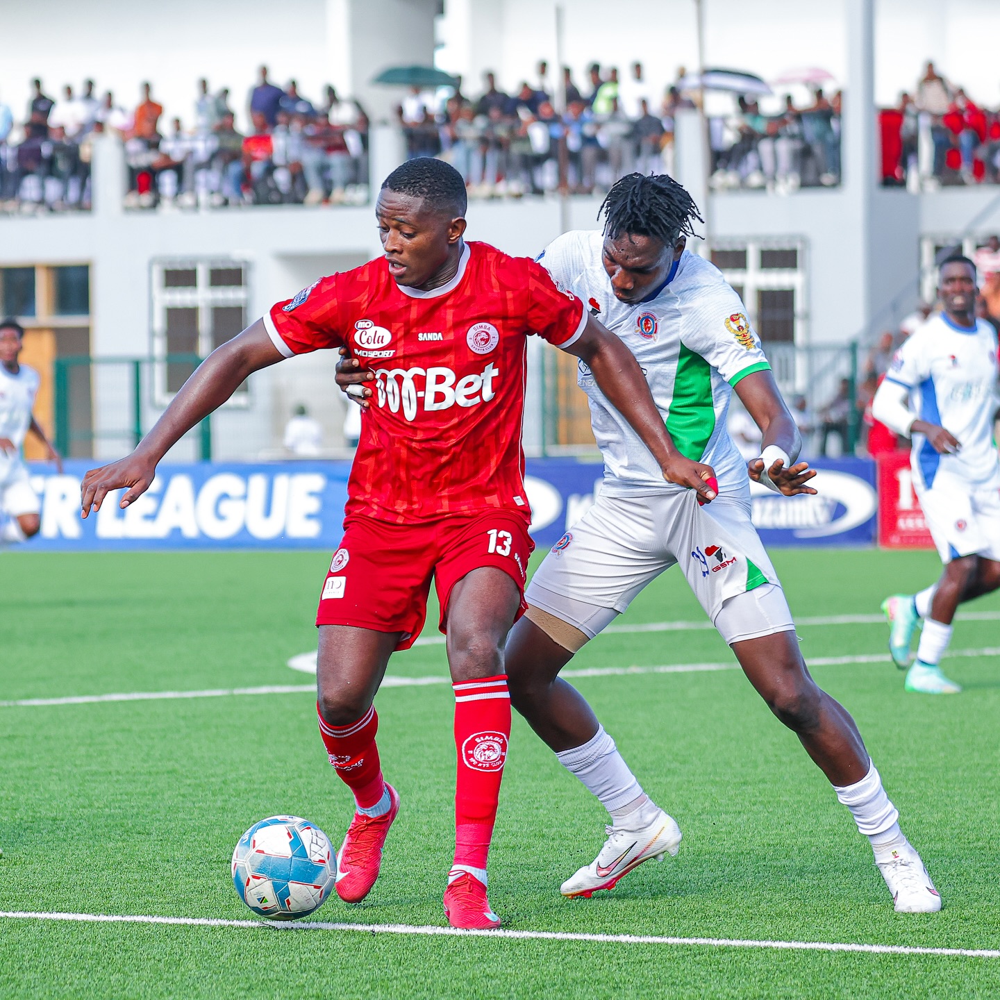 Ateba Aibeba Simba kwa Mabao Mawili, Atoa Kauli Kali Kuhusu Ushindani ...