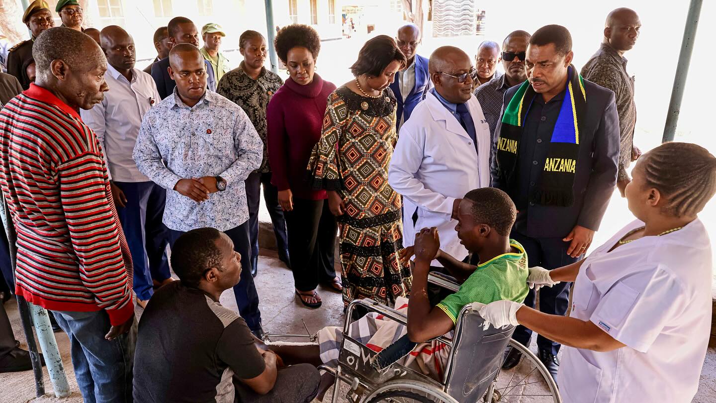 Waziri Mkuu Afanya Ziara Ya Kushtukiza Hospitali Ya Mkoa Wa Dodoma ...